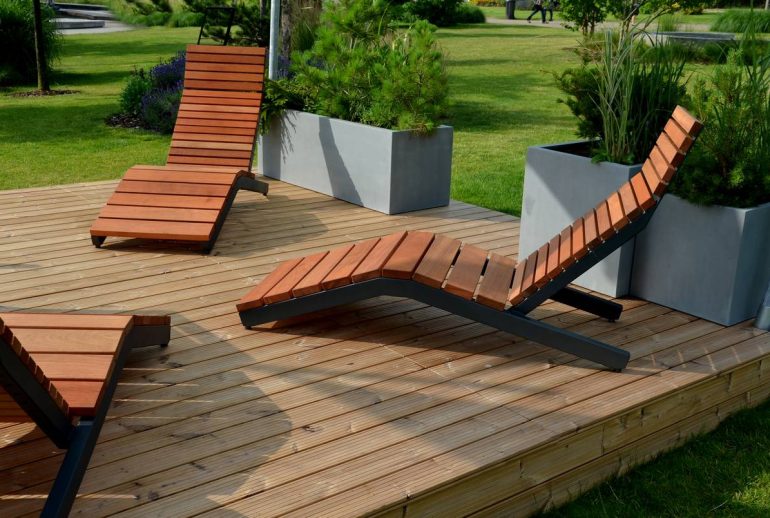 Le transat : la solution confort pour vos moments de repos en extérieur